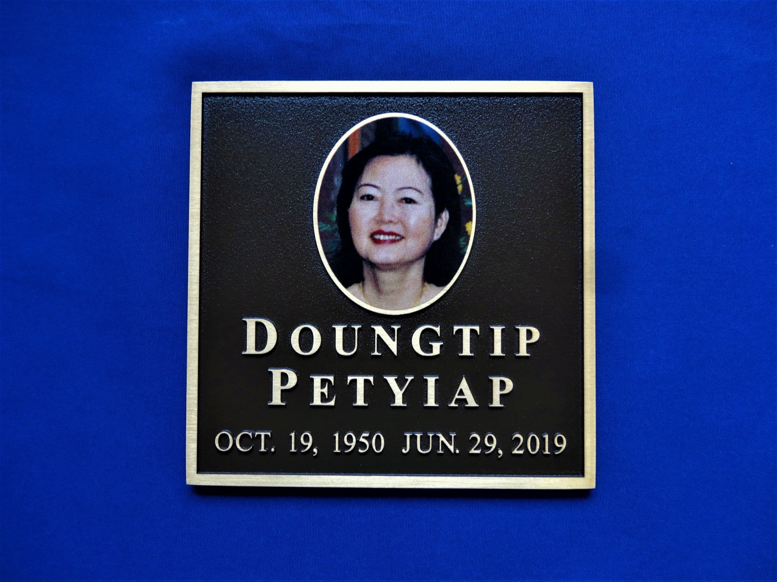 Niche Crypt Monument Gallery